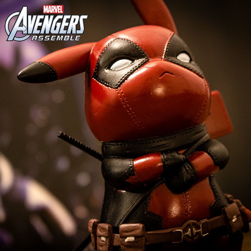 ! Pikachu ! รองเท้าผ้าใบลายปิกาจู ใหม่ชุดเครื่องแต่งกาย Deadpool ...