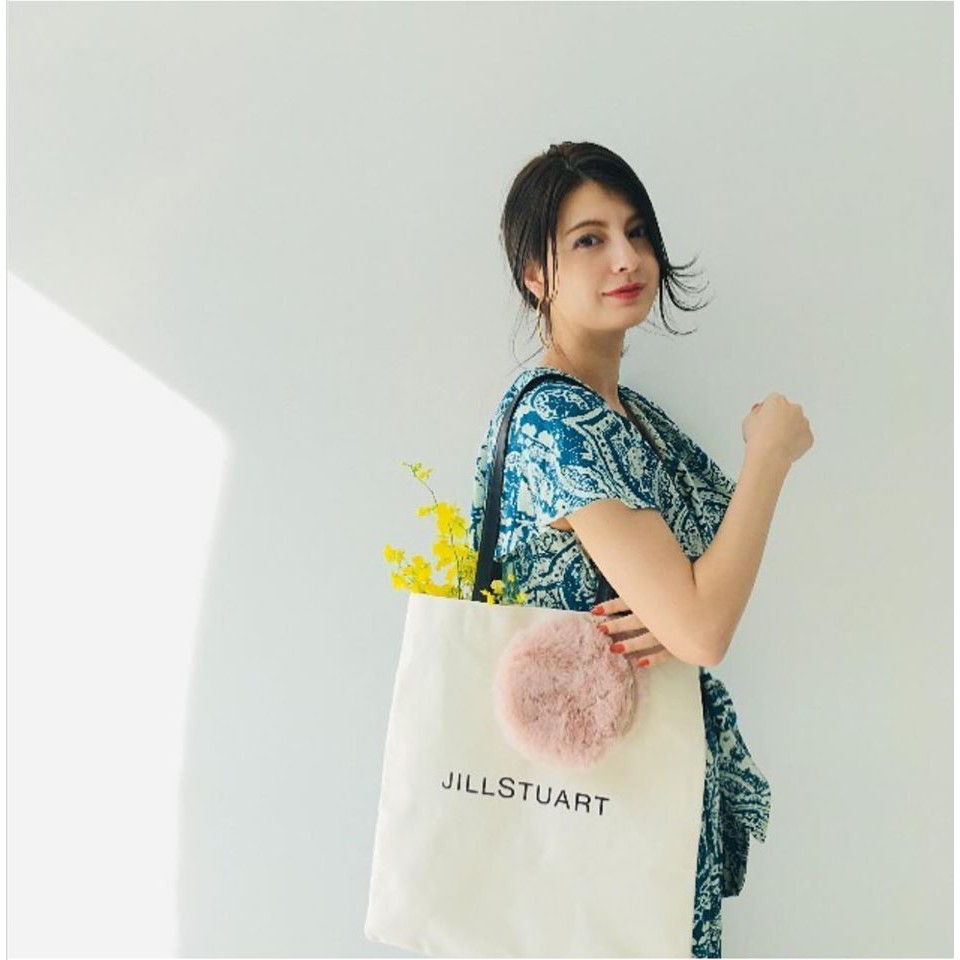 พร้อมส่ง (มีแพคเกจไม่มีกล่อง) JILL STUART Tote Fur Pouch กระเป๋าผ้า ...