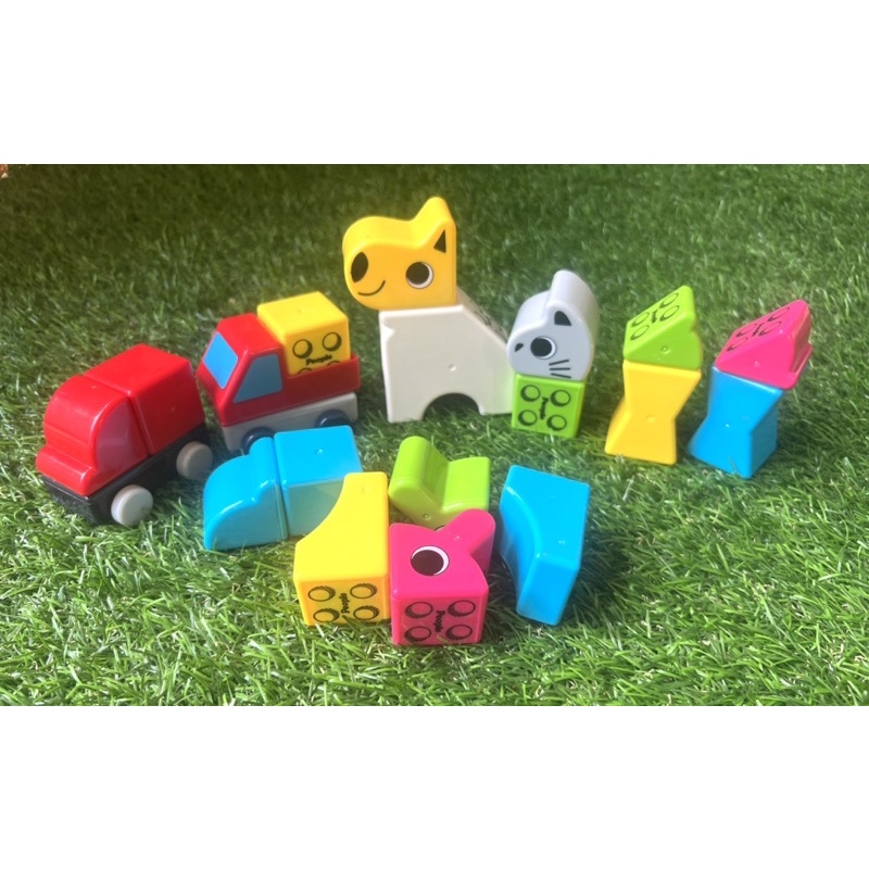 บล๊อคต่อแม่เหล็ก Toys by People Go Go Blocks Go Go World 21 pc Magnetic ...