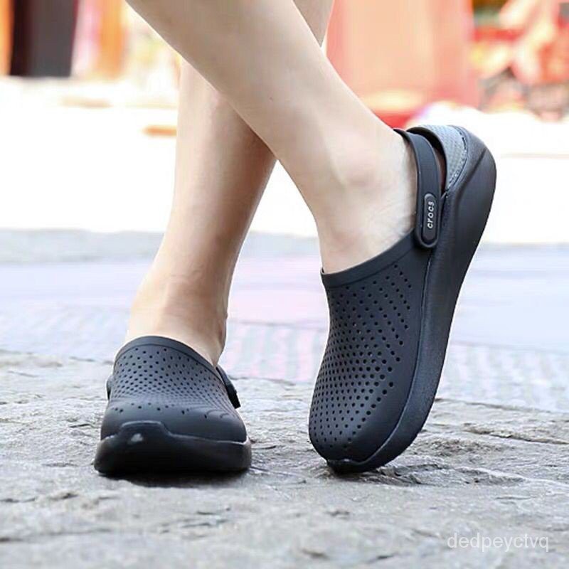 เหลือ 1737.- ใส่ 11SITEWIDE450 Crocs Collection รองเท้า รองเท้าแตะ ...
