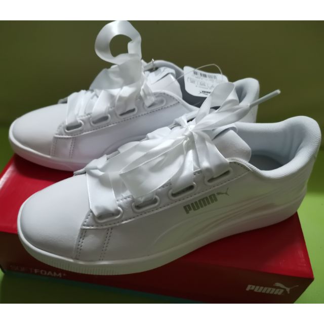 รองเท้าผ้าใบ Puma (พูม่า) Vikky สีขาว - pui.cute - ThaiPick