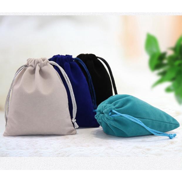 ถุงหูรูดกำมะหยี่ ถุงผ้าหูรูด กระเป๋าผ้าหูรูด ถุงผ้ากำมะหยี่ ใส่ ...