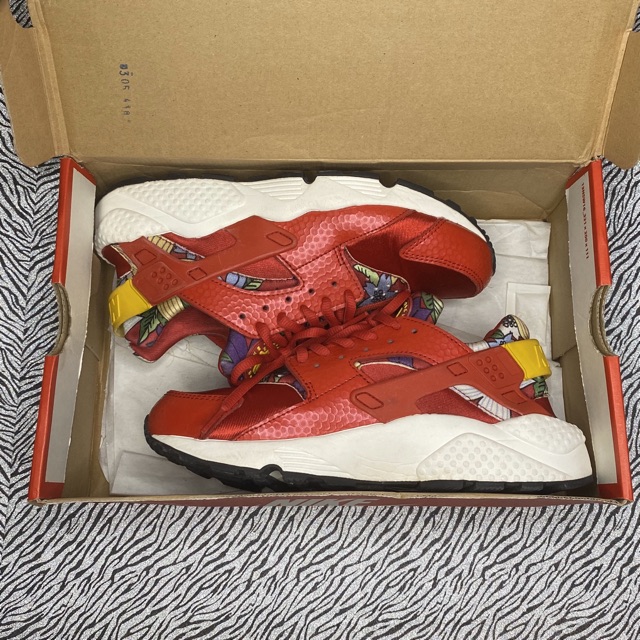 Nike WMNS Air Huarache Run Print “Aloha” University Red - pumpimspt ...