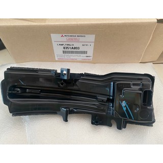 ไฟเลี้ยวกระจกมองข้าง Mitsubishi แท้ เบิกศูนย์ | Shopee Thailand