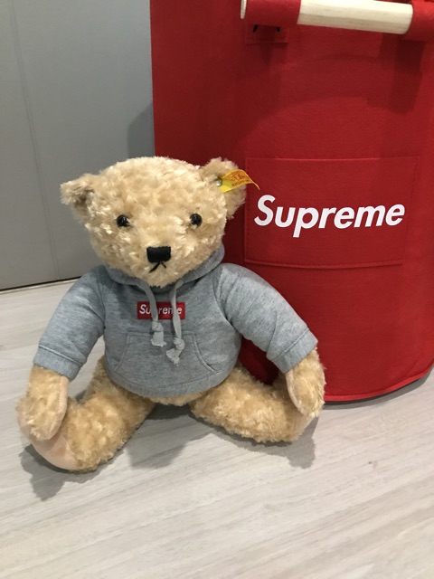 Supreme Teddy bear ตัวใหญ่มากสูง 30cm พร้อมส่งตัวเดียวค่ะ ...