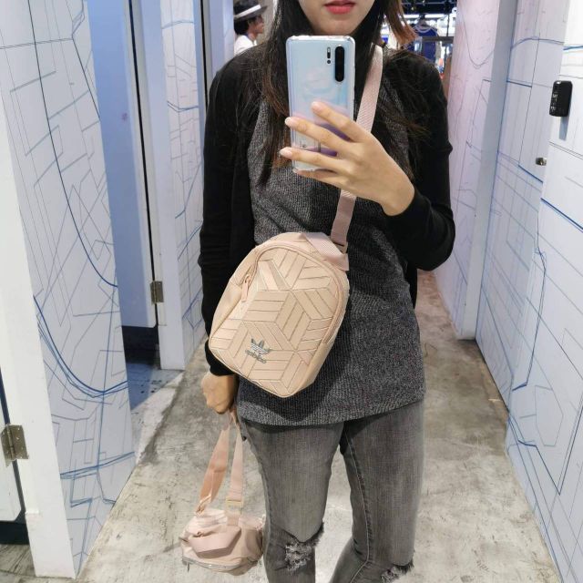 แท้ ADIDAS 3D Mini Backpack อดิดาส เป้มินิ สีดำสีพีช - elfinbkk - ThaiPick