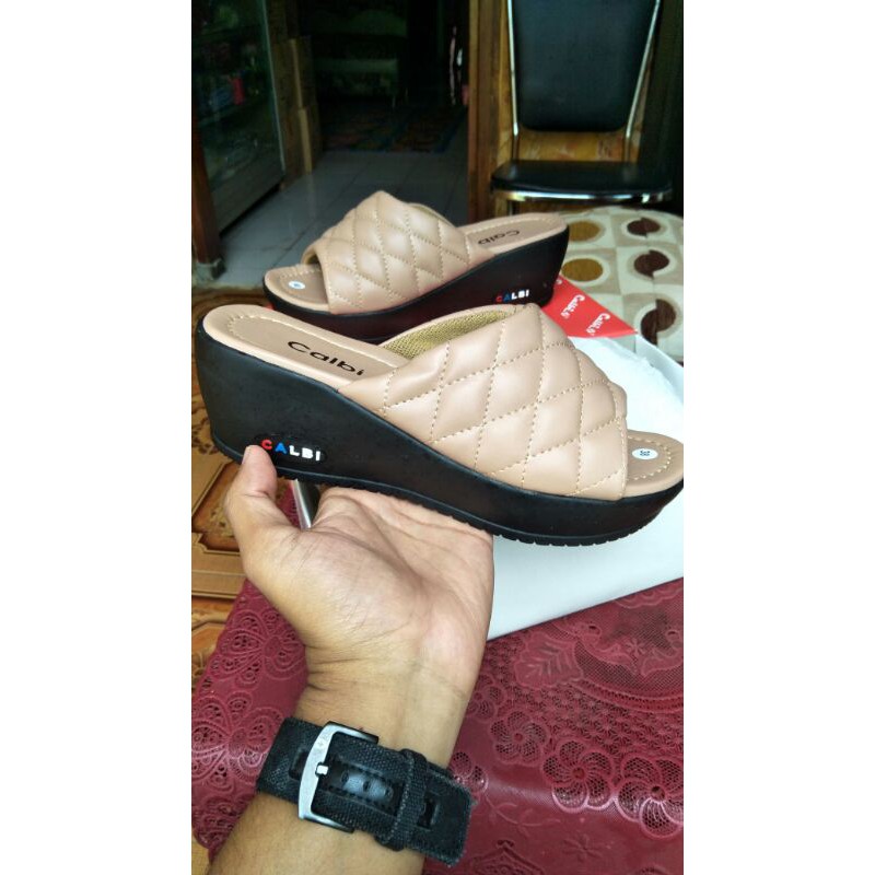 รองเท้าแตะ CALBI สวยงาม สําหรับผู้หญิง - bagussulaks.th - ThaiPick