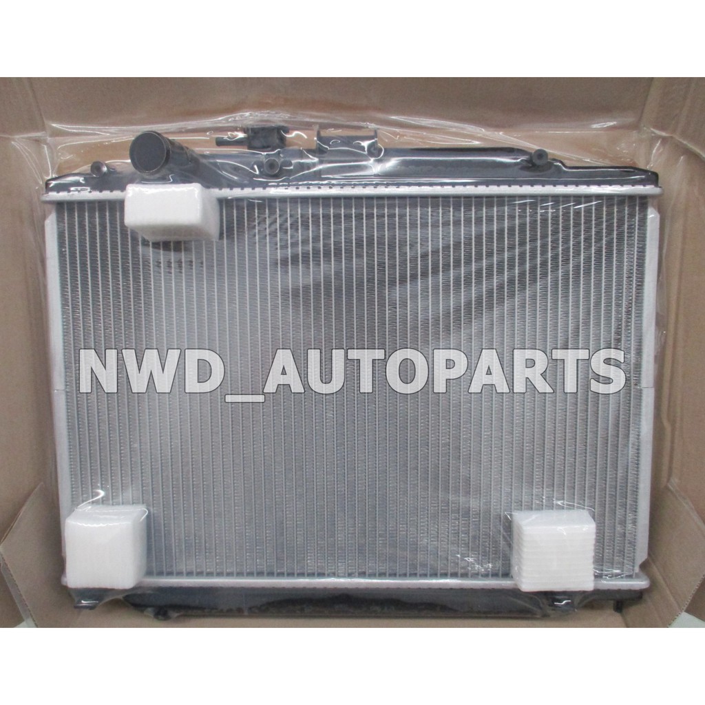 หม้อน้ำเออแวน NISSAN URVAN E26(NV350) CNG NGV ปี2013-2017 ส่งด่วน - nwd ...