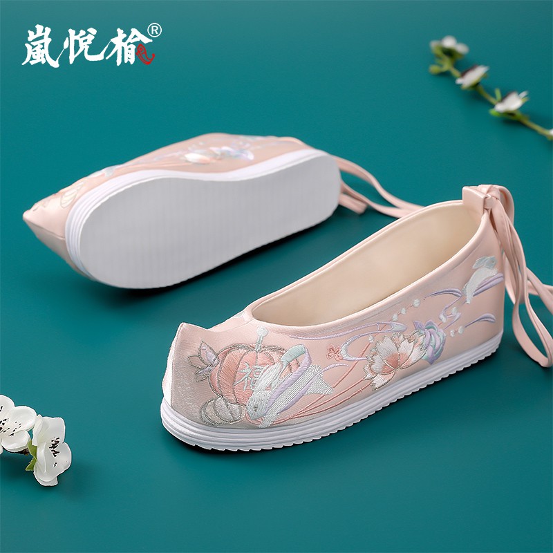 Lang Yue Sheng รองเท้าผ้าใบปักลาย - yoyoco06s.th - ThaiPick