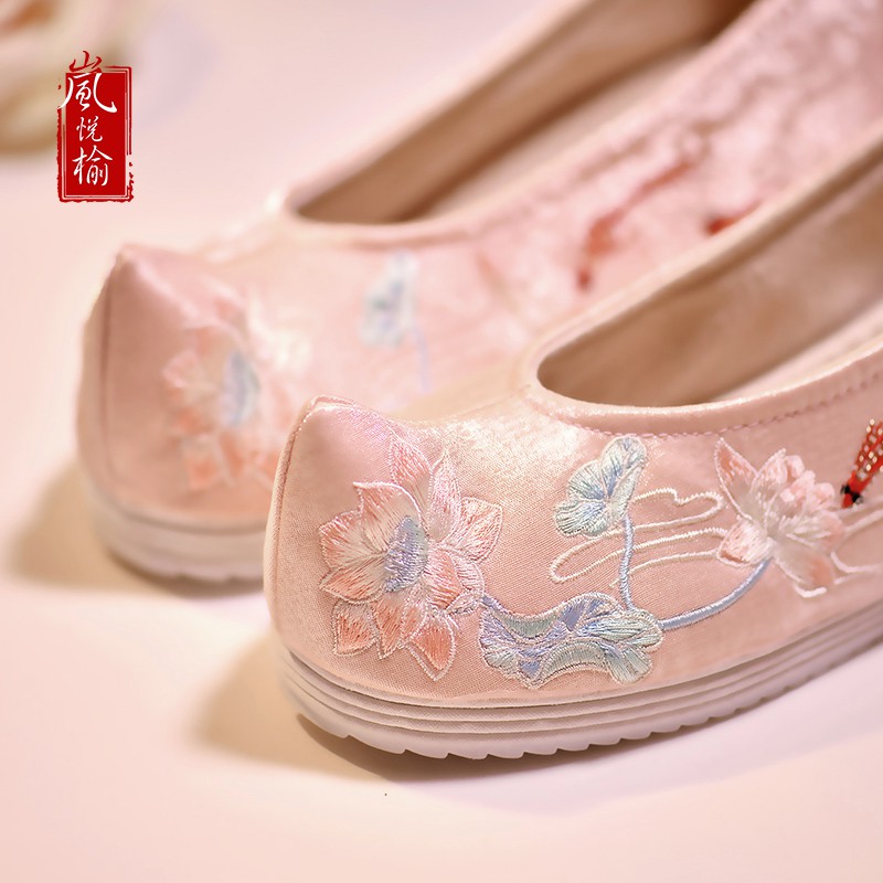 Lan Yue Sheng Show Wo รองเท้าปักลายสําหรับผู้หญิง - yoyoco06s.th - ThaiPick