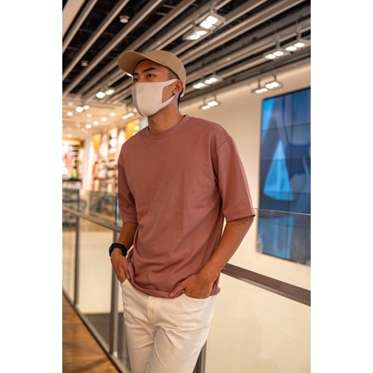 เสื้อทรงหลวม เทรนด์ใหม่ มาแรง เสื้อ Oversized Fit AIRism ใส่ได้ทั้งชาย ...