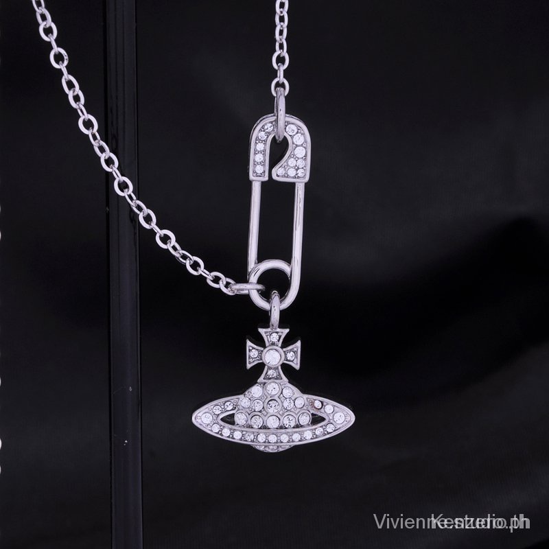 Vivienne ชุดเครื่องประดับ สร้อยข้อมือ สร้อยคอ ต่างหู โซ่โลหะ ประดับมุก ...