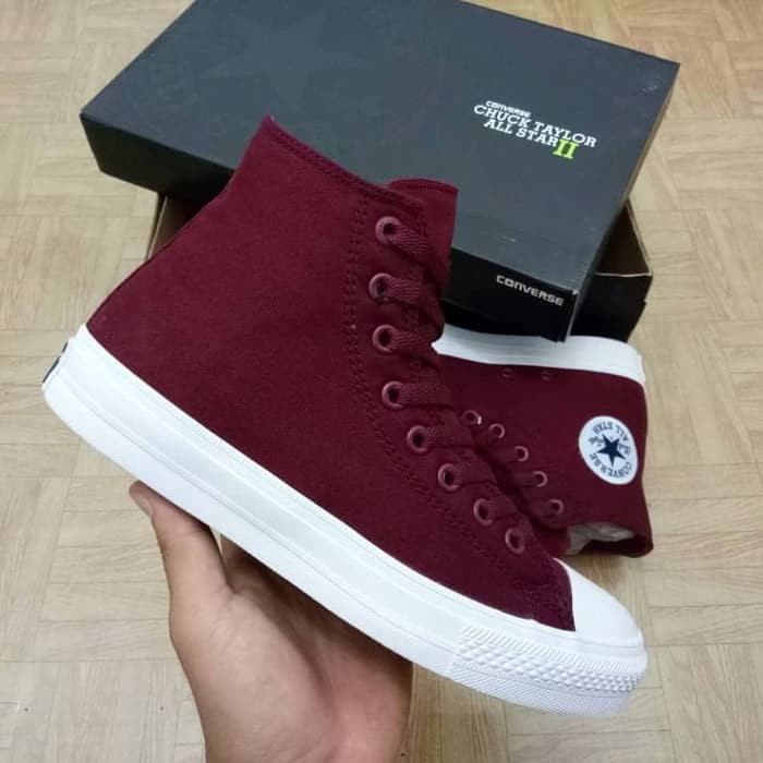 รองเท้าผ้าใบลําลองสําหรับผู้ชายผู้หญิงสีแดงสไตล์คลาสสิคลาย All Star ...