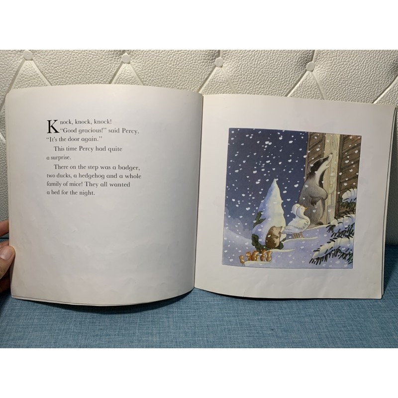 One Snowy Night (Percy the Park Keeper) - nichaphaji - ThaiPick