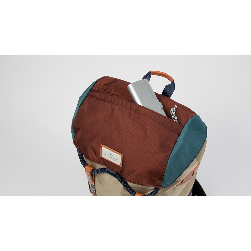 DOUGHNUT BAG GROUP COLORADO SERIES กระเป๋าโดนัท backpack ขนาดกระทันรัด ...