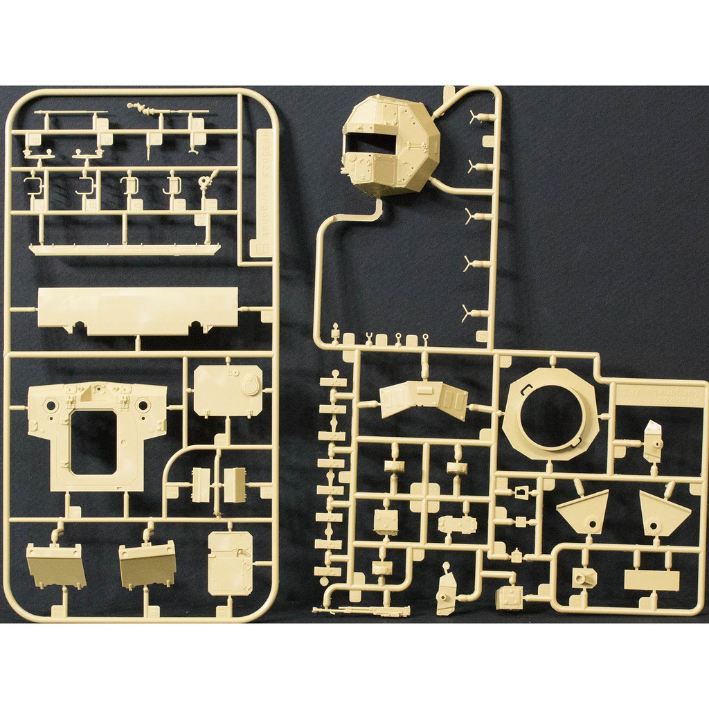 พลาสติก โมเดล ประกอบ สเกล 135 Kurganets-25 BTR Object 693 - modelhq ...