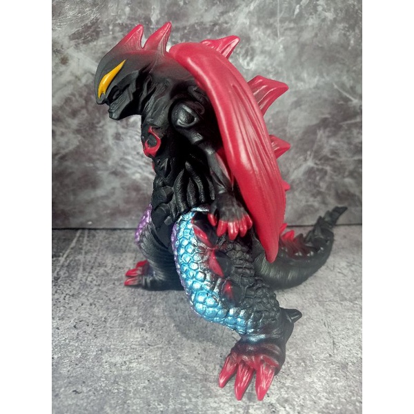 ainan action figure Ultraman Geed Ultra Monster DX Chimeraberos Artik ...