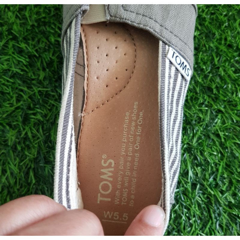 Toms แท้ มือสอง w5.5 - namtarnkornthip - ThaiPick
