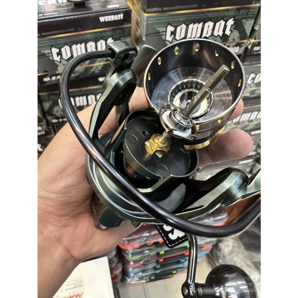 รอกสปิน Weebass Combat (วีแบส-คอมแบท) รอกราคาประหยัด อึด ถึก ทน แขนเกลียว น็อปกลม เบรกหนักๆๆ By ...