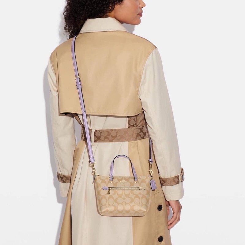 COACH Mini Gallery Crossbody In Signature Canvas - preeya.leo - ThaiPick