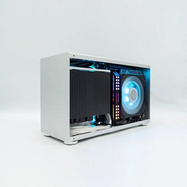 (พรี)SGPC K55 ITX Case มีสีเงิน ดำ แดง ขาว สีขาว V.3 - varichezz88 ...