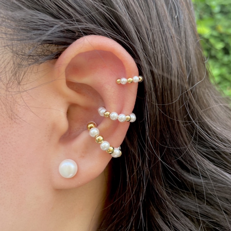 ต่างหูมุก มุกเปลือกหอย แบบเกาะใบหู เกี่ยวหู ไม่ต้องเจาะ Shell Pearl Bead Ear Cuff - dillies ...