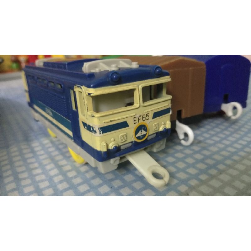 Made in Japan ทั้งขบวน รถไฟ Tomy EF 65 วิ่งรางฟ้า ครับ - boatjz - ThaiPick