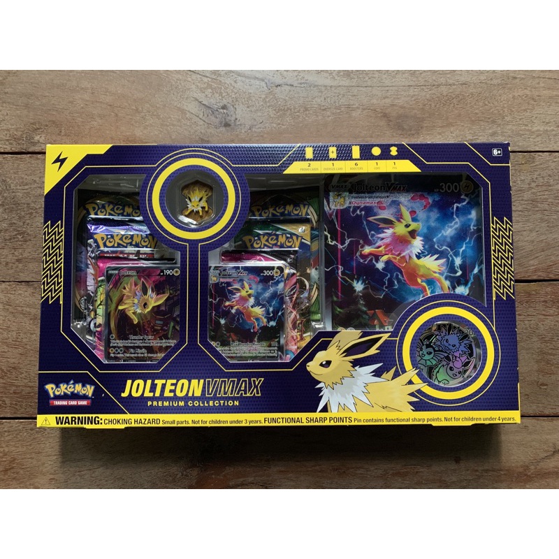 Pokemon - Eevee Evolution Vmax Premium Collection Box Set of 3 - New ...