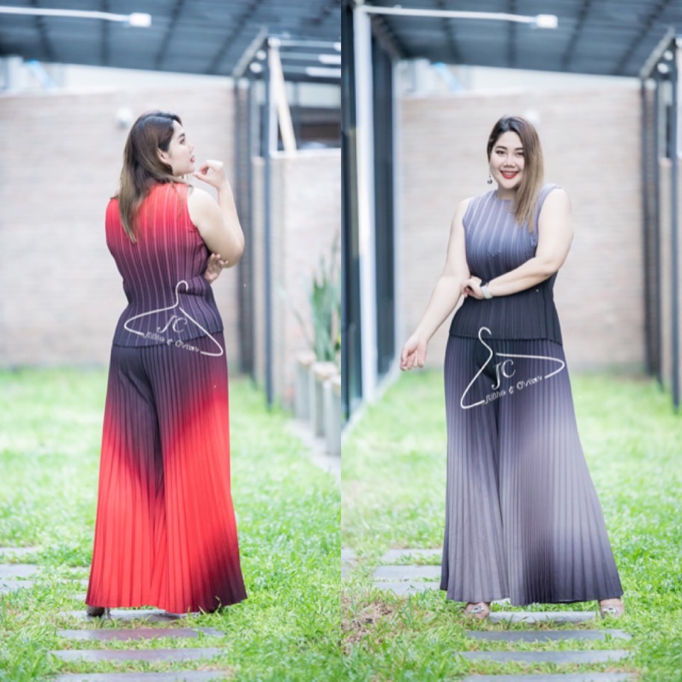 Jubbie & Chrissie : Two Tone Set ชุดเสื้อพลีทแขนกุดและกางเกงพลีทขายาว ...