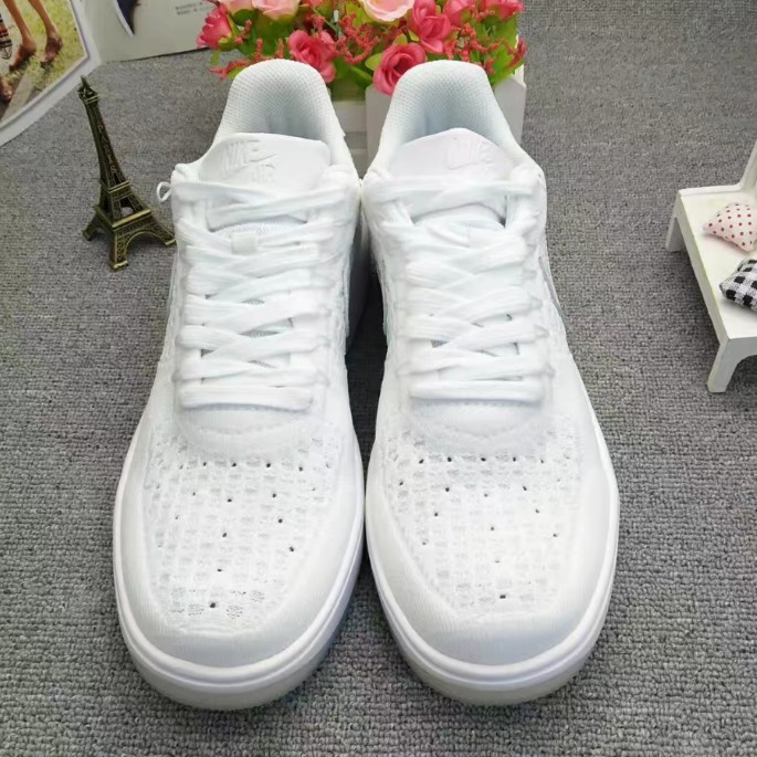 รองเท้ากีฬาผู้ชาย Nike Pure White Air Force One ของแท้ทั้งชายและหญิง ...
