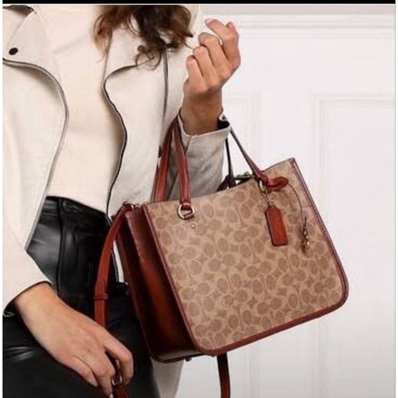 COACH #C3889 TYLER CARRYALL 28 IN SIGNATURE CANVAS งาน Shop ...