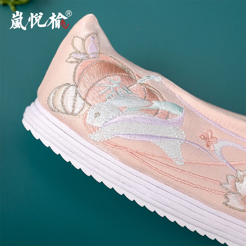 Lang Yue Sheng รองเท้าผ้าใบปักลาย - yoyoco06s.th - ThaiPick