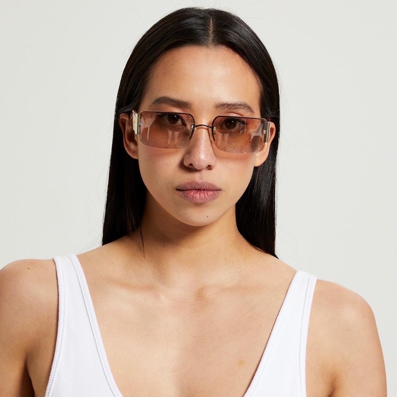 Le Specs What I Need Gold Girlboss stuff ThaiPick