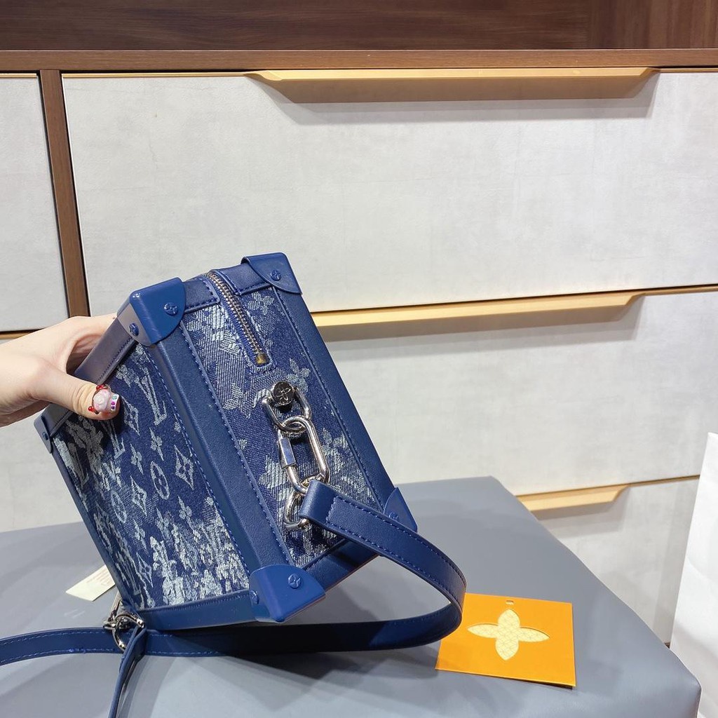 2021 NEW☄☄????The Design Of L * V Small Box Is Unique And Classic ...