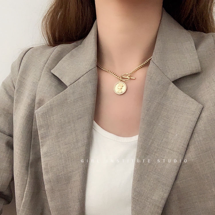 Advanced feeling light luxury portrait Coin Pendant Necklace female ...
