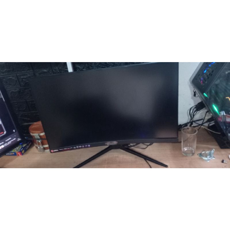 จอมอนิเตอร์ MSI Optix G24C4 144Hz มือสองคุ้มๆ - artyxlive72 - ThaiPick