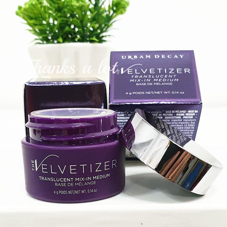 แป้งฝุ่น เนื้อเนียนละเอียด Urban Decay The Velvetizer Translucent Mix ...