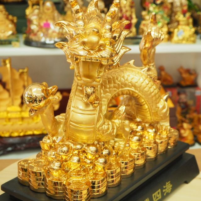 มังกรทอง ยืนบนเหรียญทอง ฐานไม้ 12นิ้ว | Shopee Thailand