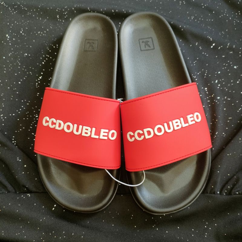 รองเท้าแตะ CC DOUBLE O สินค้าแบรนด์แท้ หิ้วเองจาก Shop - by_two - ThaiPick