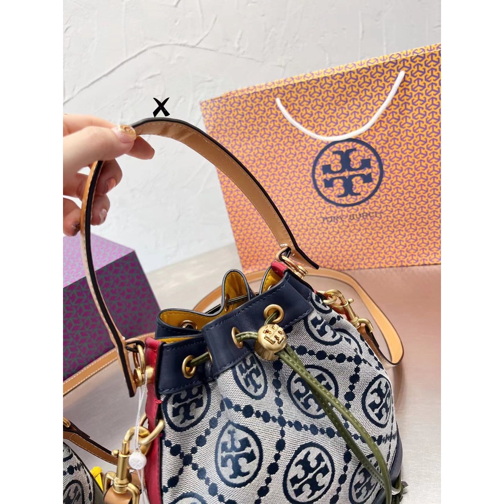 Tory Burch T Monogram Colorblock Bucket New 2022 2 ขนาด 2 สี ทรงบัคเก็ต ...