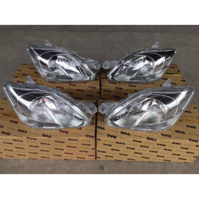 ไฟหน้า โตโยต้า AE 100ขวา ราคา 580 บาท - eedautopart42 - ThaiPick