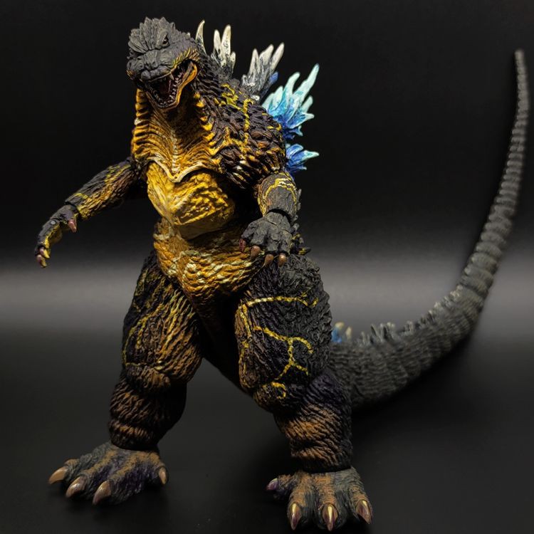 True Red Lotus Godzilla Toy 2016 Hand-made Model Movable Machinery King ...