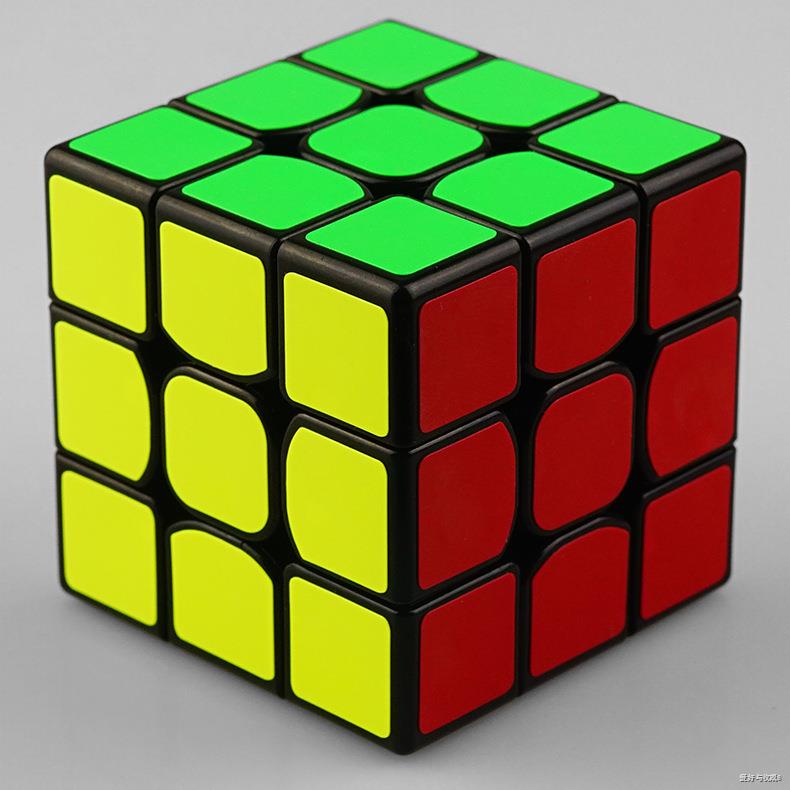 คลาสสิกที่มีสีสัน 3x3x3 สามชั้น Magic Cube Profissional การแข่งขันความ ...