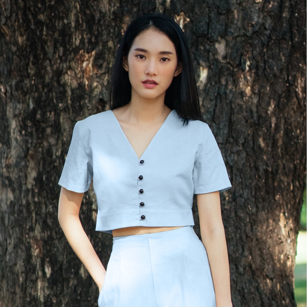 Cotton Linen Button Front Crop Top เสื้อครอปคอตตอนลินินกระดุมหน้า ...