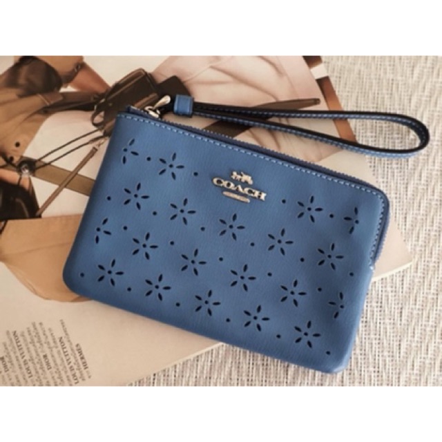 New Coach tote size ใหญ่ F66908 สี midnight รุ่นนี้ใช้ได้ 2 ด้านคะ รุ่น ...