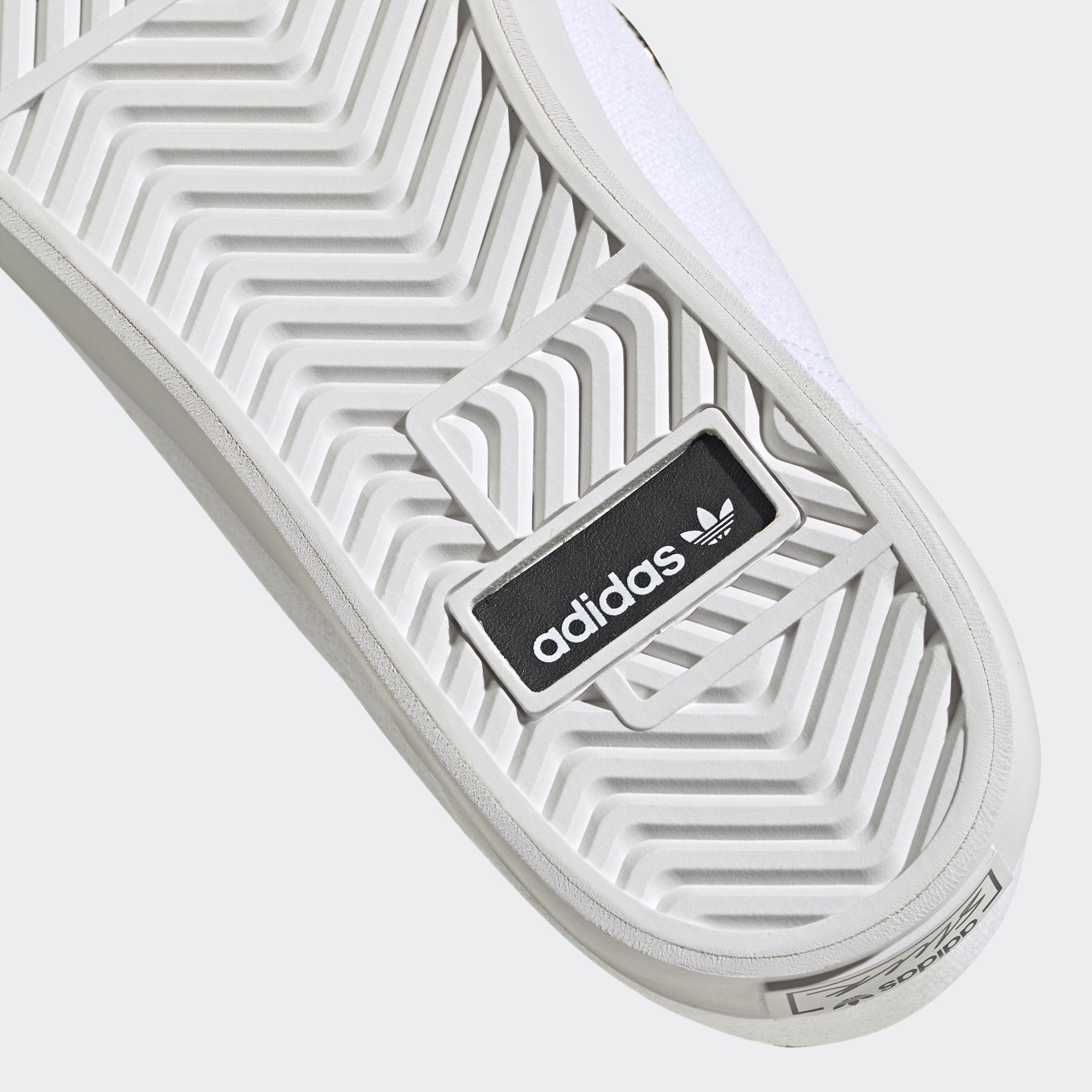 adidas ORIGINALS รองเท้า adidas Sleek Lo ผู้หญิง สีขาว FV0740 - adidas ...