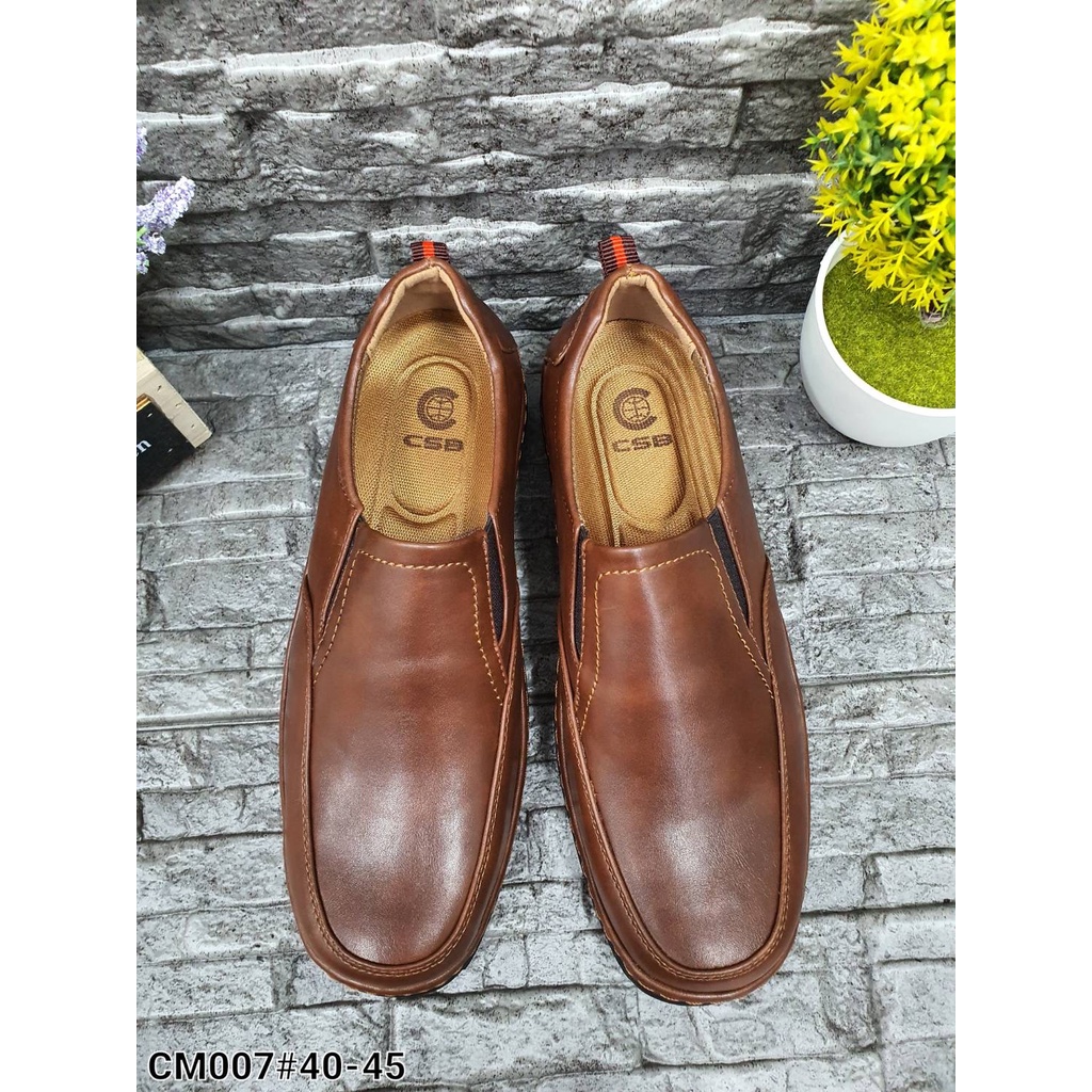 รองเท้าลำลองผู้ชายCM007มี3สีไซส์40-45 - berryshoes - ThaiPick