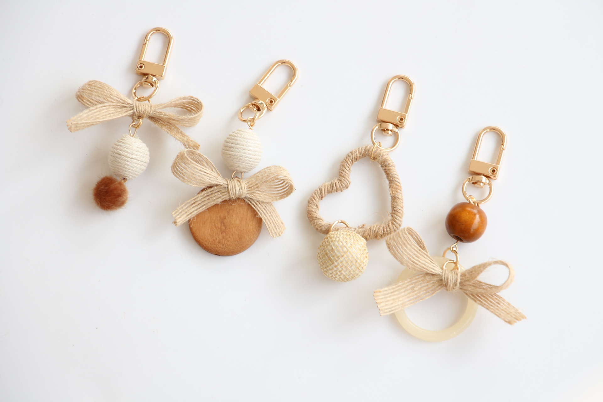 Miss Rong แกดเจ็ตไม้พวงกุญแจจี้ขนาดเล็กจี้เชือกป่านแฮนด์เมดขนาดเล็ก ...