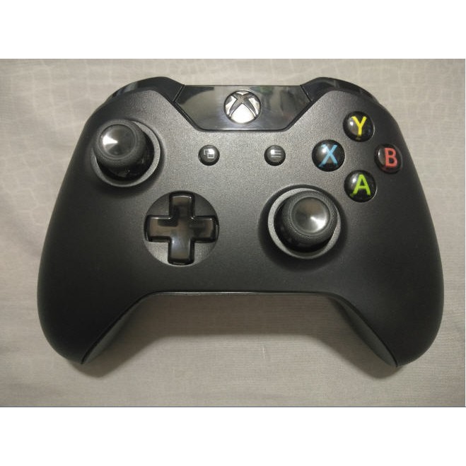 จอย Xbox one Gen2 สภาพดีใช้งานได้ปกติ - aotome - ThaiPick