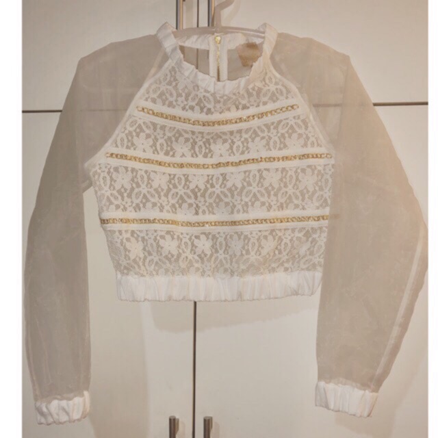 Crop by Lyn Around - narunnan - ThaiPick